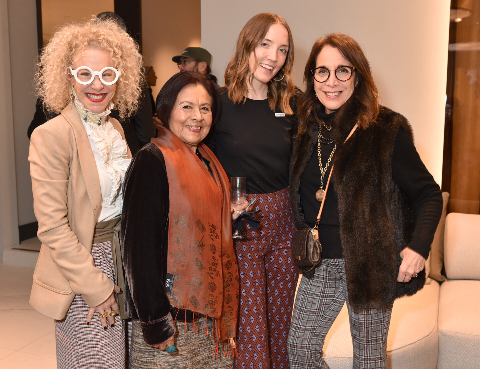 Out on the Town: Luxury Living Group Opens with a New Design ...