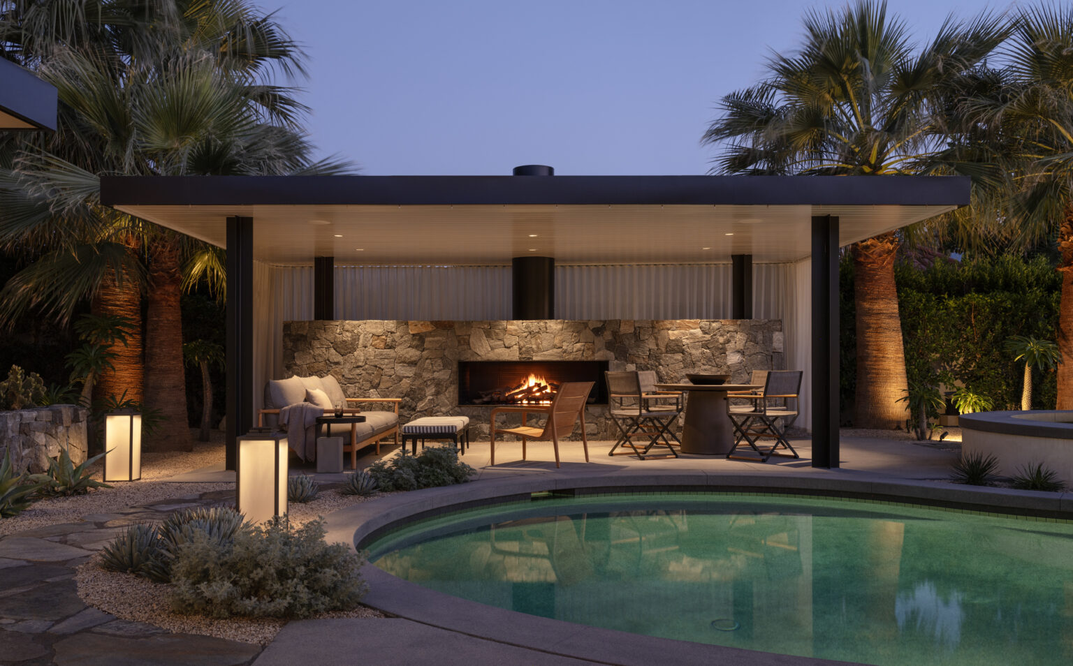 Desert Extravagance by Sean Lockyear and Anthony Cochran, $3.96M ...