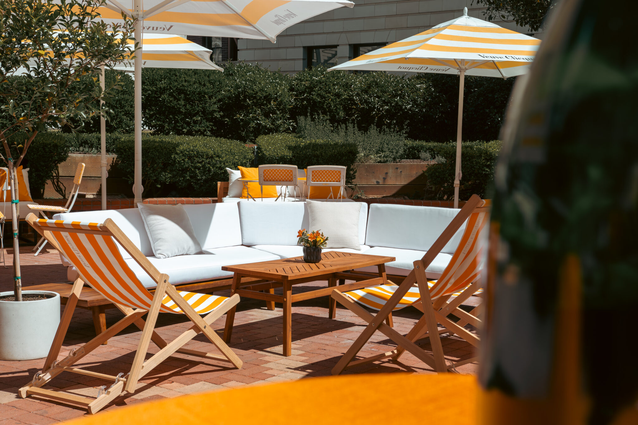 The Solaire Terrasse with Veuve Clicquot returns to the Ritz-Carlton ...