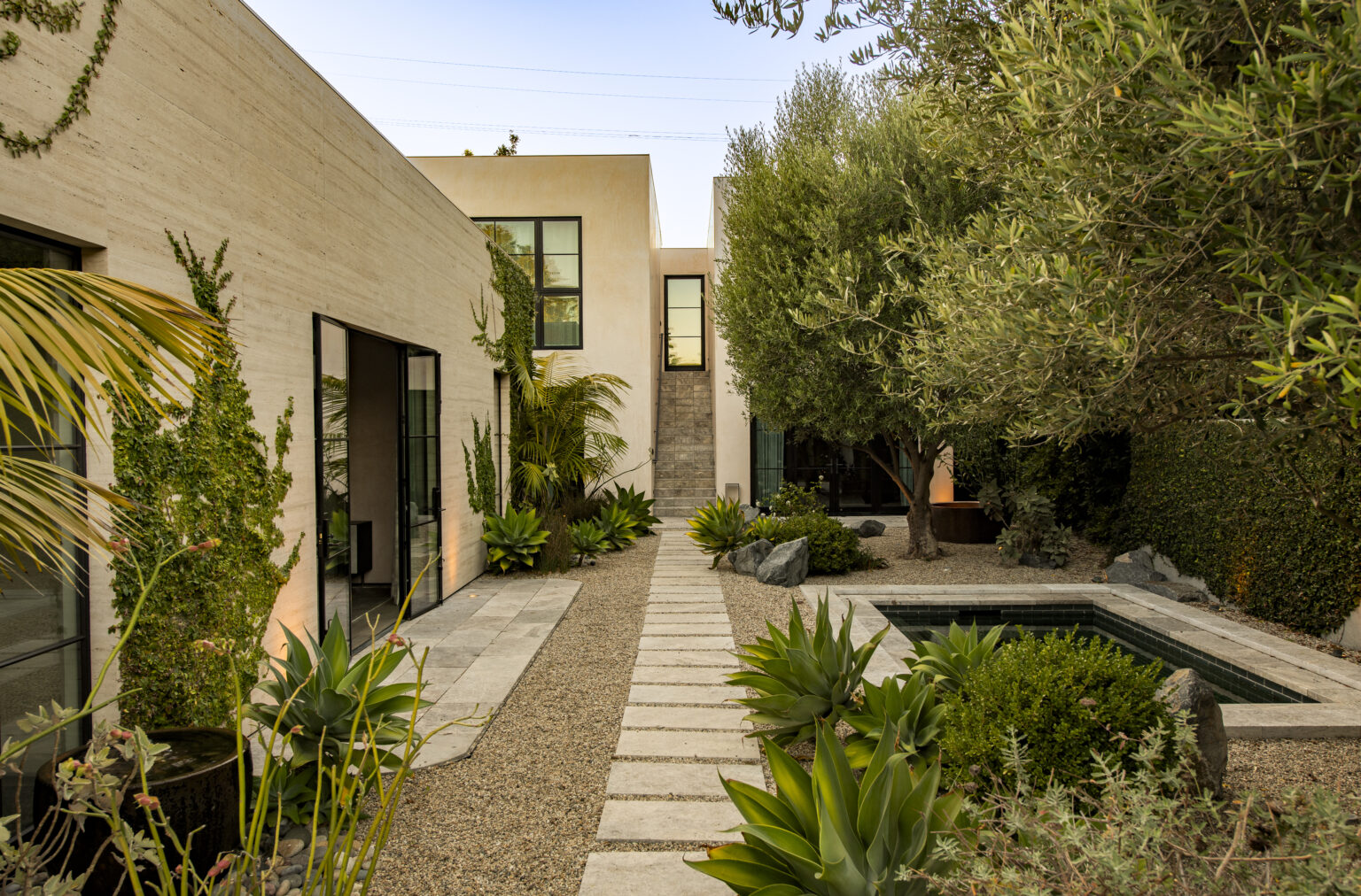 A Visionary Compound In Venice, $8.5M | California Home+Design