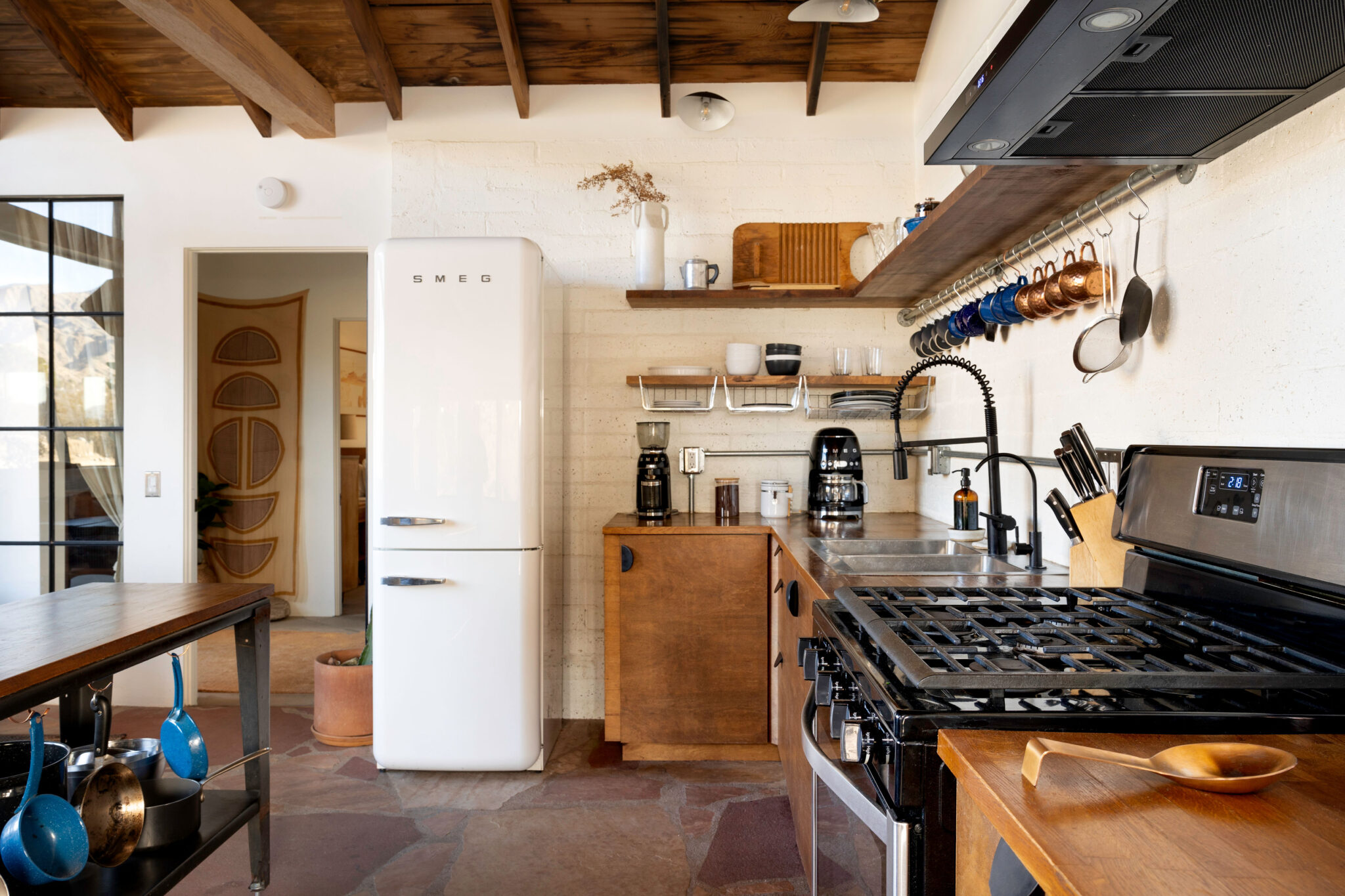 Frontier Chic In Morongo Valley, $800K | California Home+Design